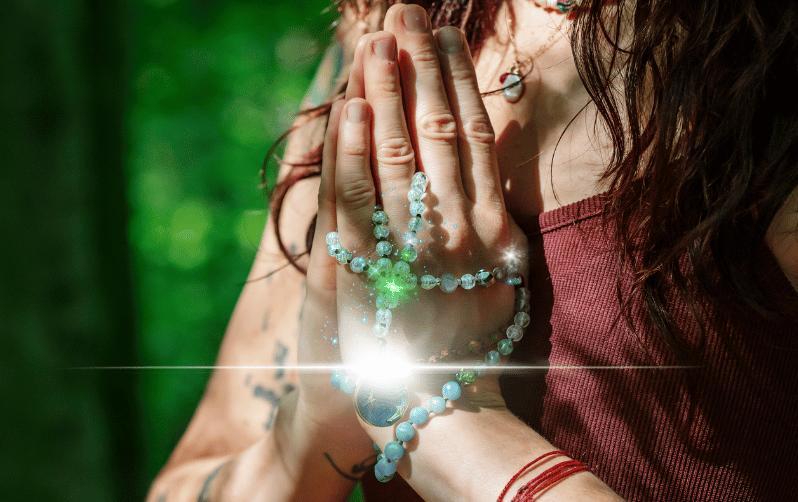 Angelic Crystals: Talismanic Gems and the Magic of the Angels | College ...